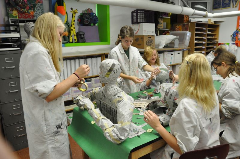Elgin Public Schools - 2013 8th Grade Paper Mache