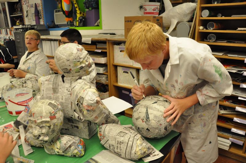 Elgin Public Schools - 2013 8th Grade Paper Mache