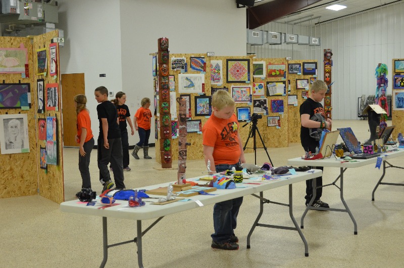 Elgin Public Schools - 2016 Elementary ESU #8 Spring Art Show